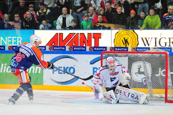 Kuvakooste: Tappara sai vauhdikkaan kiekkoillan päätteeksi HIFK:n ...