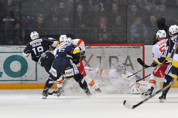Kuvakooste: Jatkoaikavoitto Bluesille - LIIGA - 29.12.2011 - Artikkelit ...