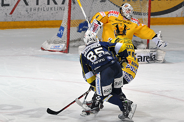 Kuvakooste: Blues voitti tärkeät pisteet - LIIGA - 21.02.2012 ...